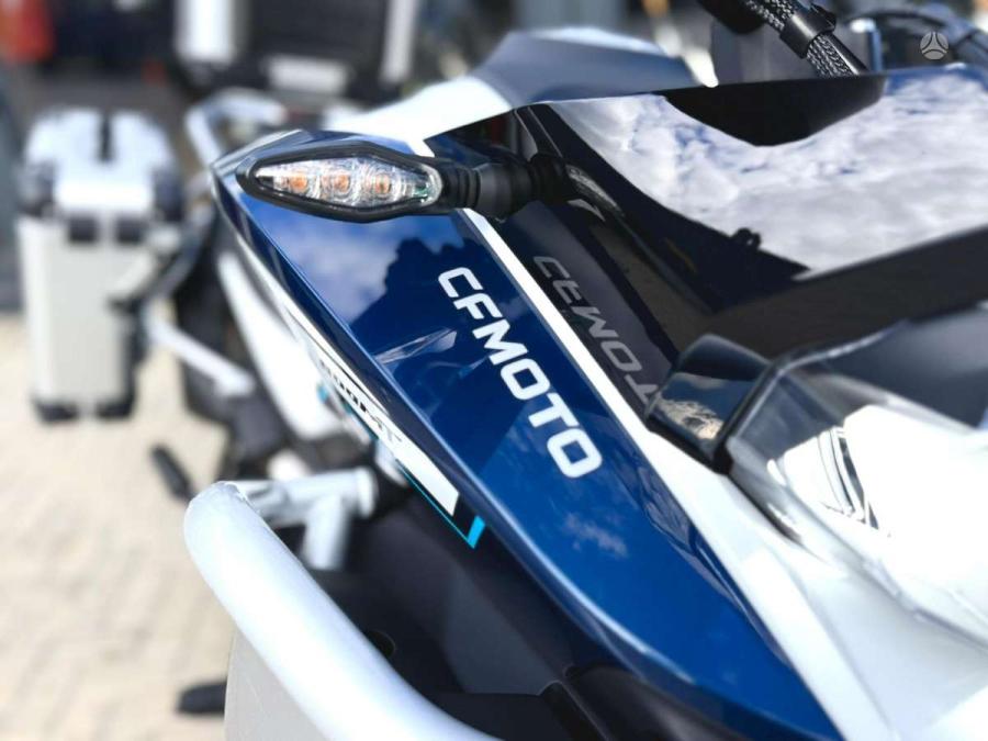 Белый CFMOTO 800 MT 2025 в Каунас, объемом двигателя 0.80 л и пробегом 5 тыс. км за 9200 €, фото 7 на AUTOMOTO.COM.LV