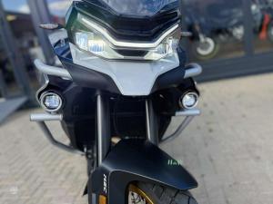 Белый CFMOTO 800 MT 2025 в Каунас, объемом двигателя 0.80 л и пробегом 5 тыс. км за 9200 €, фото 10 на AUTOMOTO.COM.LV