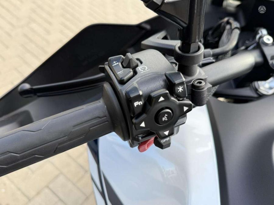 Белый CFMOTO 800 MT 2025 в Каунас, объемом двигателя 0.80 л и пробегом 5 тыс. км за 9200 €, фото 14 на AUTOMOTO.COM.LV