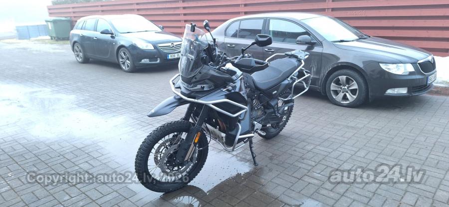 Черный CFMOTO 800MT-X 2025 в Пярну, объемом двигателя 0.80 л и пробегом 5 тыс. км за 7800 €, фото 4 на AUTOMOTO.COM.LV