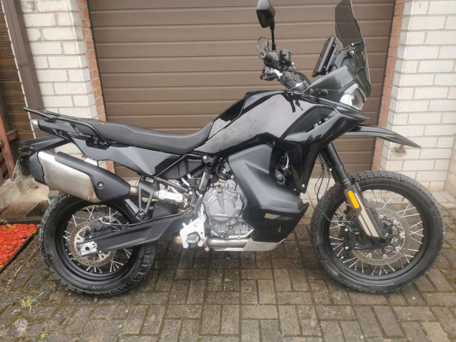 Melns CFMOTO 800MT-X 2025 Tauragė, ar dzinēja tilpumu 0.80 L un nobraukumu 5 tūkst. km par 6950 €, foto 7 vietnē AUTOMOTO.COM.LV