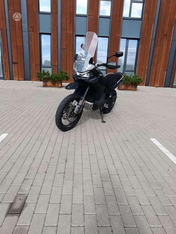 Черный CFMOTO 800MT-X 2025 в Каунас, объемом двигателя 0.80 л и пробегом 1 тыс. км за 7999 €, фото 1 на AUTOMOTO.COM.LV