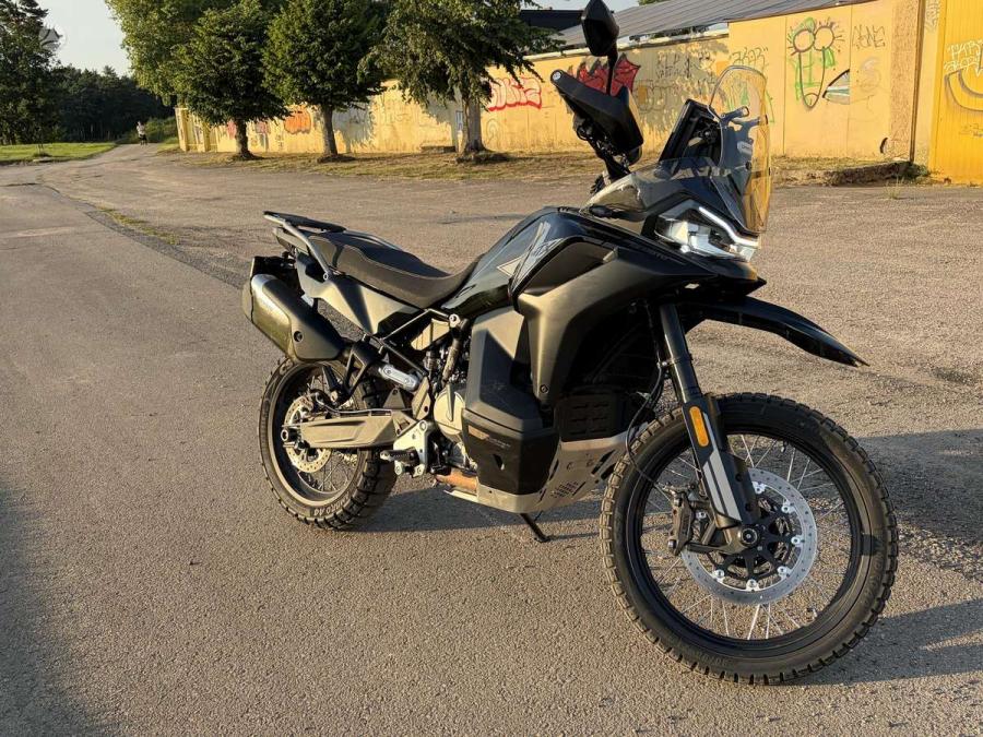 CFMOTO 800MT-X 2025 в Клайпеда, объемом двигателя 0.80 л и пробегом 1 тыс. км за 8200 €, фото 4 на AUTOMOTO.COM.LV