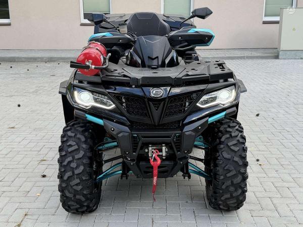 CFMOTO CFORCE 1000 2020 in Prienai on AUTOMOTO.COM.LV Black CFMOTO CFORCE 1000 2020 in Prienai, with an engine capacity of 1.00 L and mileage of 4 thousand km for 7450 €, photo 9 on AUTOMOTO.COM.LV
