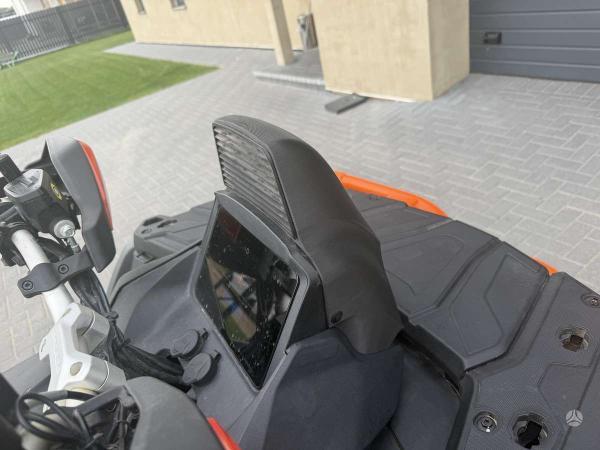Melns CFMOTO CFORCE 1000 2024 Kėdainiai, ar dzinēja tilpumu 1.00 L un nobraukumu 6 tūkst. km par 9700 €, foto 7 vietnē AUTOMOTO.COM.LV