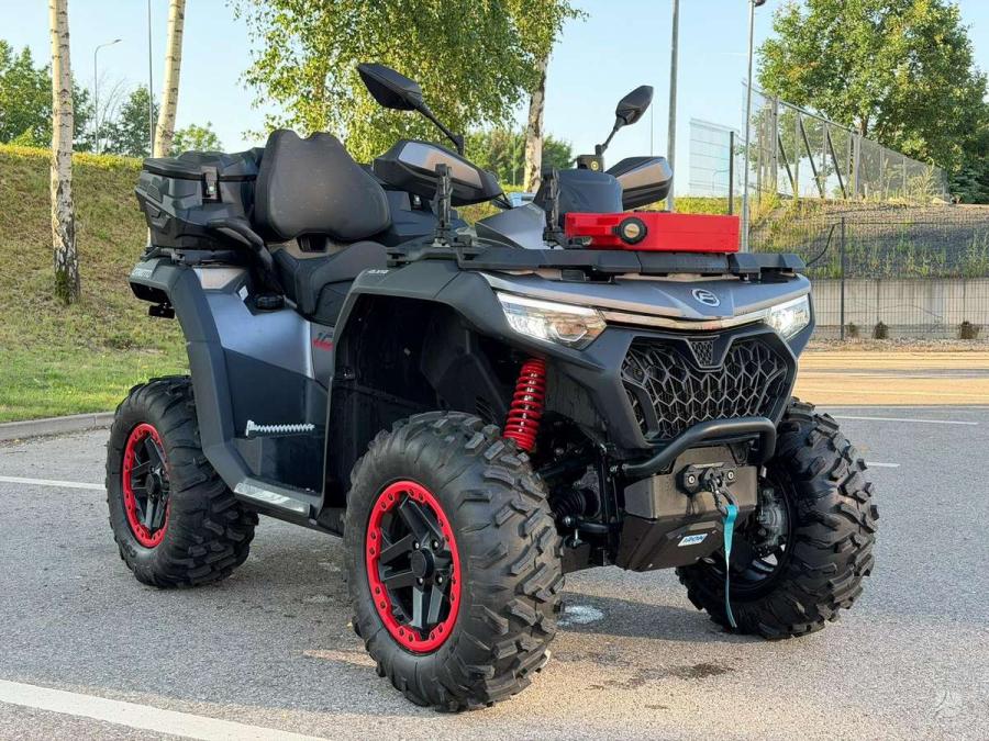 Black CFMOTO CFORCE 1000 2025 in Kaunas, with an engine capacity of 0.00 L and mileage of 1 thousand km for 10890 €, photo 1 on AUTOMOTO.COM.LV