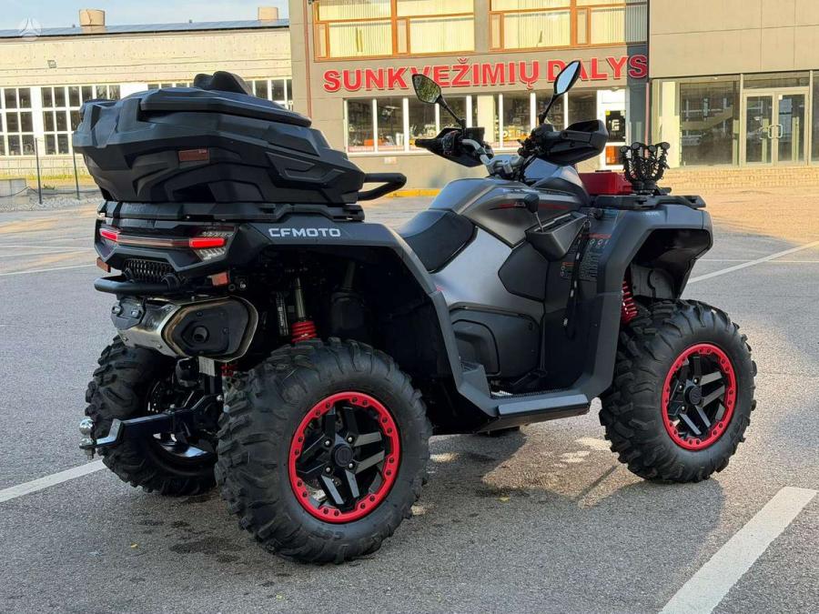 Black CFMOTO CFORCE 1000 2025 in Kaunas, with an engine capacity of 0.00 L and mileage of 1 thousand km for 10890 €, photo 4 on AUTOMOTO.COM.LV