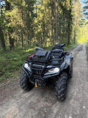 Pelēks CFMOTO CFORCE 1000 2023 Viļņa, ar dzinēja tilpumu 1.00 L un nobraukumu 2 tūkst. km par 9500 €, foto 3 vietnē AUTOMOTO.COM.LV