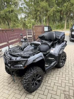 Pelēks CFMOTO CFORCE 1000 2023 Viļņa, ar dzinēja tilpumu 1.00 L un nobraukumu 5 tūkst. km par 8700 €, foto  vietnē AUTOMOTO.COM.LV