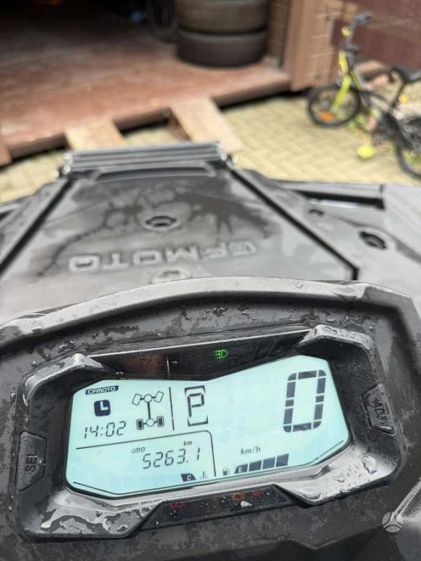 Grey CFMOTO CFORCE 1000 2023 in Vilnius, with an engine capacity of 1.00 L and mileage of 5 thousand km for 8700 €, photo 7 on AUTOMOTO.COM.LV
