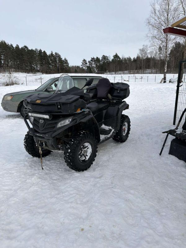 Черный CFMOTO CFORCE 450L 2021 в Вильнюс, объемом двигателя 0.00 л и пробегом 9 тыс. км за 4000 €, фото 2 на AUTOMOTO.COM.LV