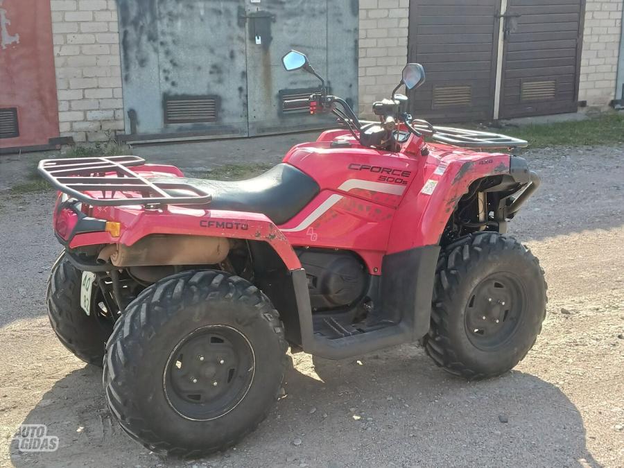 Red CFMOTO CFORCE 450L 2017 in Taurage, with an engine capacity of 0.50 L and mileage of 0 thousand km for 2800 €, photo 9 on AUTOMOTO.COM.LV