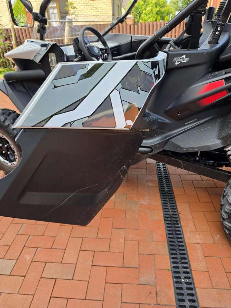 CFMOTO ZFORCE 1000 2023 in Siauliai, with an engine capacity of 1.00 L and mileage of 4 thousand km for 9950 €, photo 13 on AUTOMOTO.COM.LV