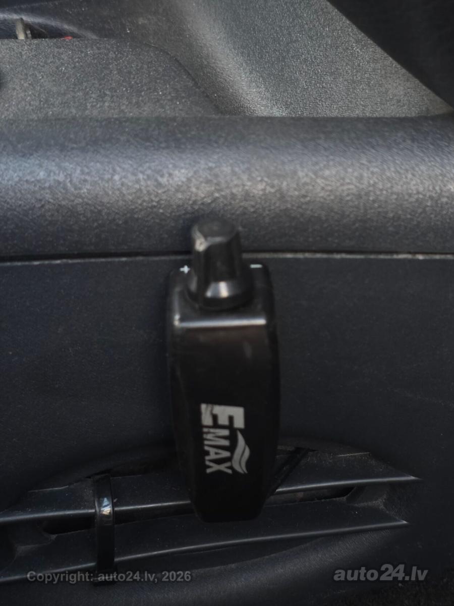 Pelēks Chatenet CH 26 2015 Tallina, ar dzinēja tilpumu 0.52 L un nobraukumu 35 tūkst. km par 8490 €, foto 14 vietnē AUTOMOTO.COM.LV