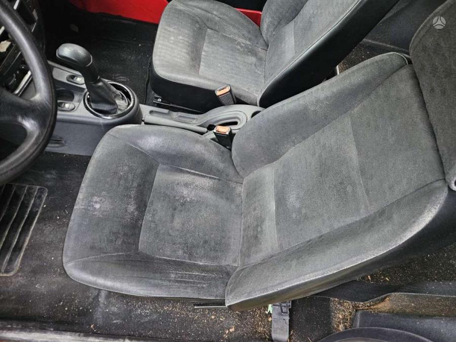 Red Chatenet CH 26 2016 in Taurage, with an engine capacity of 0.50 L and mileage of 70 thousand km for 3500 €, photo 10 on AUTOMOTO.COM.LV
