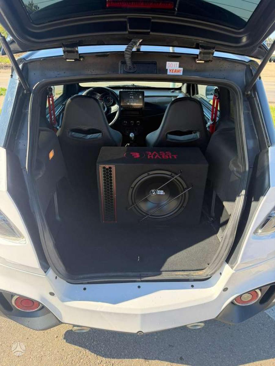 White Chatenet CH 46 2019 in Kaunas, with an engine capacity of 0.48 L and mileage of 8 thousand km for 10800 €, photo 15 on AUTOMOTO.COM.LV