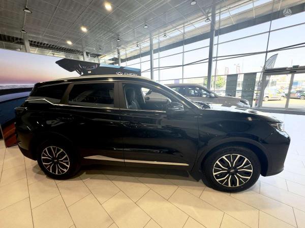 Melns Chery tiggo-7 2026 Kauņa, ar dzinēja tilpumu 1.50 L un nobraukumu 0 tūkst. km par 34990 €, foto 4 vietnē AUTOMOTO.COM.LV