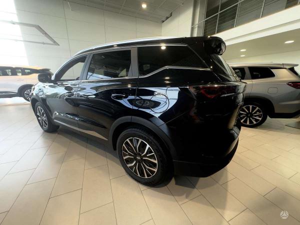 Melns Chery tiggo-7 2026 Kauņa, ar dzinēja tilpumu 1.50 L un nobraukumu 0 tūkst. km par 34990 €, foto 6 vietnē AUTOMOTO.COM.LV