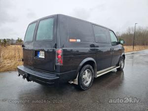 Melns Chevrolet Astro 1997 Tallina, ar dzinēja tilpumu 4.30 L un nobraukumu 196 tūkst. km par 5900 €, foto 4 vietnē AUTOMOTO.COM.LV