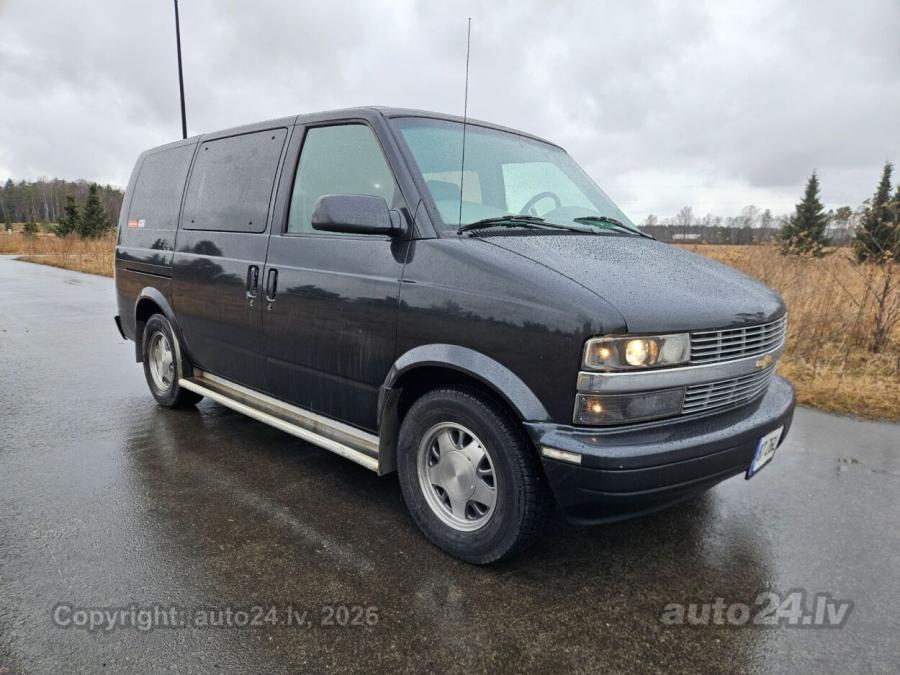 Melns Chevrolet Astro 1997 Tallina, ar dzinēja tilpumu 4.30 L un nobraukumu 196 tūkst. km par 5900 €, foto 5 vietnē AUTOMOTO.COM.LV