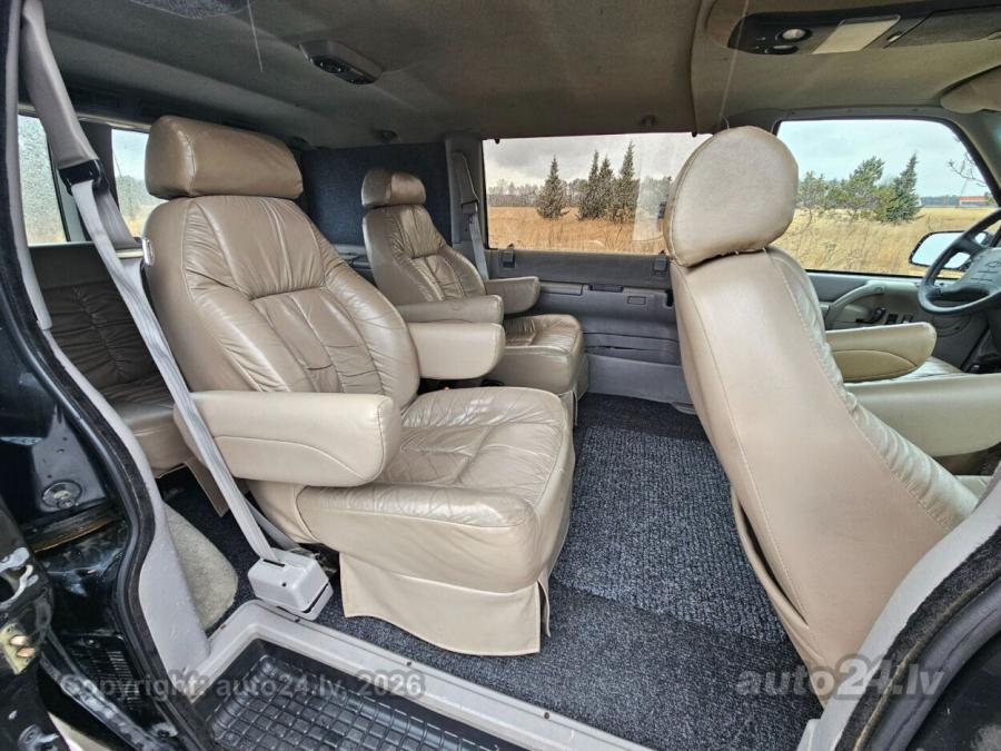 Melns Chevrolet Astro 1997 Tallina, ar dzinēja tilpumu 4.30 L un nobraukumu 196 tūkst. km par 5900 €, foto 7 vietnē AUTOMOTO.COM.LV