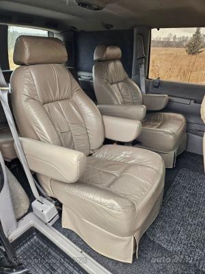 Melns Chevrolet Astro 1997 Tallina, ar dzinēja tilpumu 4.30 L un nobraukumu 196 tūkst. km par 5900 €, foto 9 vietnē AUTOMOTO.COM.LV