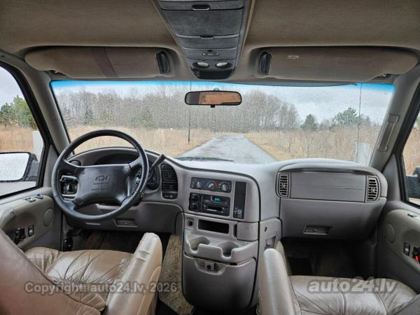 Melns Chevrolet Astro 1997 Tallina, ar dzinēja tilpumu 4.30 L un nobraukumu 196 tūkst. km par 5900 €, foto 11 vietnē AUTOMOTO.COM.LV