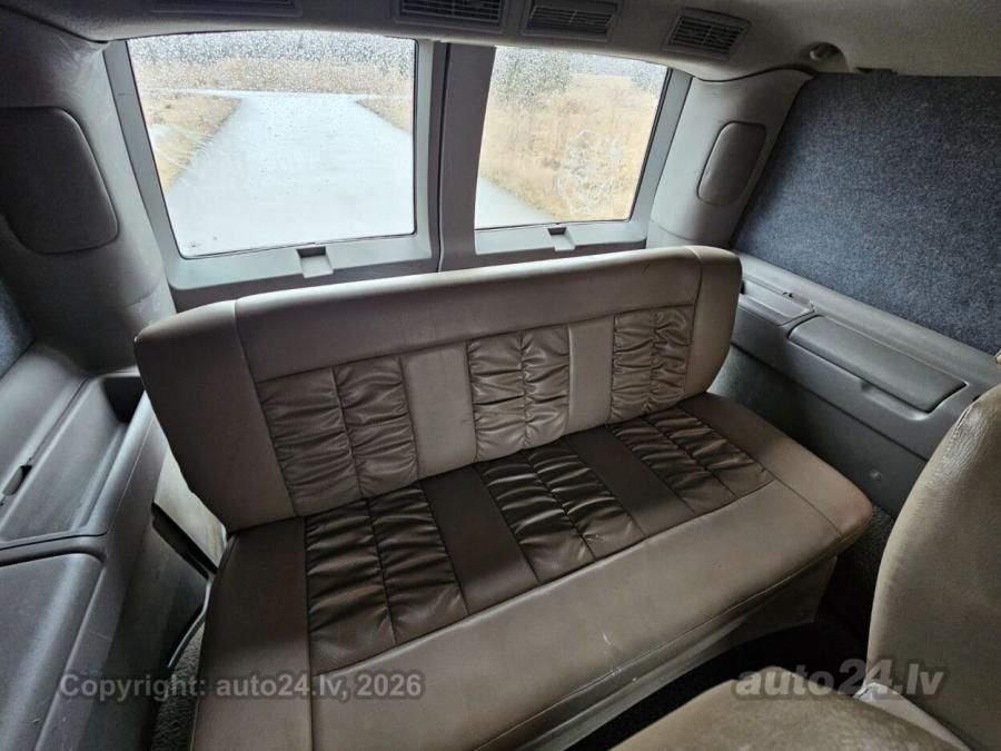 Melns Chevrolet Astro 1997 Tallina, ar dzinēja tilpumu 4.30 L un nobraukumu 196 tūkst. km par 5900 €, foto 14 vietnē AUTOMOTO.COM.LV