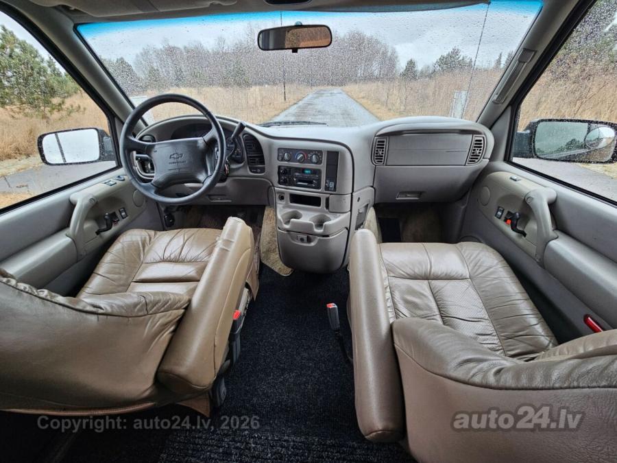 Melns Chevrolet Astro 1997 Tallina, ar dzinēja tilpumu 4.30 L un nobraukumu 196 tūkst. km par 5900 €, foto 15 vietnē AUTOMOTO.COM.LV
