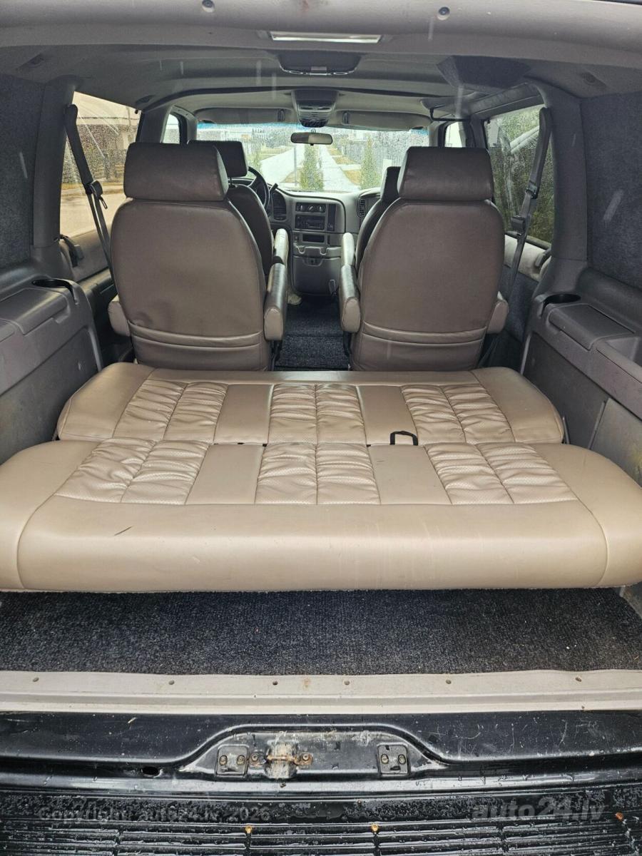 Melns Chevrolet Astro 1997 Tallina, ar dzinēja tilpumu 4.30 L un nobraukumu 196 tūkst. km par 5900 €, foto 26 vietnē AUTOMOTO.COM.LV