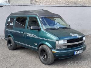 Zaļš Chevrolet Astro 1998 Rīga, ar dzinēja tilpumu 4.30 L un nobraukumu 330 tūkst. km par 1550 €, foto  vietnē AUTOMOTO.COM.LV
