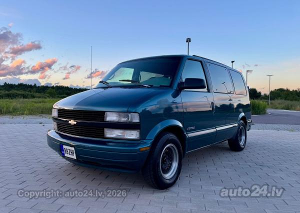 Zaļš Chevrolet Astro 1997 Tallina, ar dzinēja tilpumu 4.30 L un nobraukumu 248 tūkst. km par 7799 €, foto 1 vietnē AUTOMOTO.COM.LV