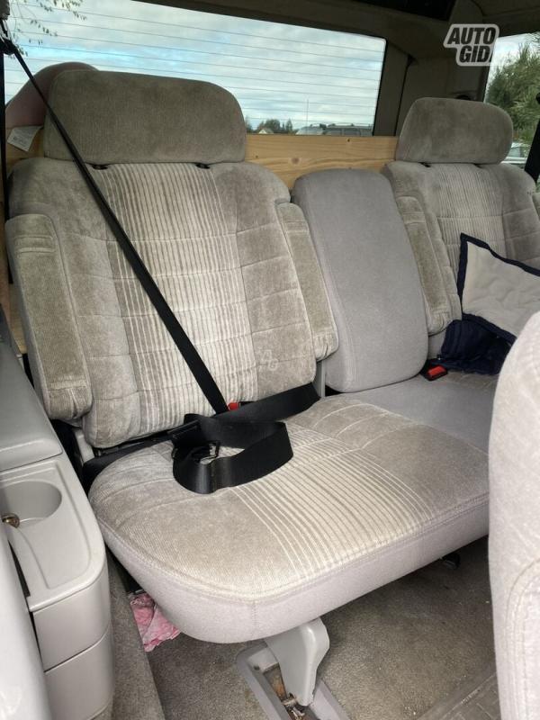 Chevrolet Astro 1994 Kretinga, ar dzinēja tilpumu 4.30 L un nobraukumu 280 tūkst. km par 5200 €, foto 11 vietnē AUTOMOTO.COM.LV