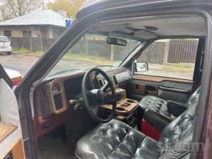 Sarkans Chevrolet Astro 1992 Rīga, ar dzinēja tilpumu 4.30 L un nobraukumu 232 tūkst. km par 3500 €, foto 5 vietnē AUTOMOTO.COM.LV