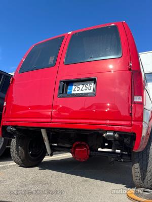 Sarkans Chevrolet Astro 1990 Tallina, ar dzinēja tilpumu 4.30 L un nobraukumu 0 tūkst. km par 7800 €, foto 7 vietnē AUTOMOTO.COM.LV