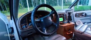 White Chevrolet Astro 2002 in Narva, with an engine capacity of 4.20 L and mileage of 142 thousand km for 19500 €, photo 14 on AUTOMOTO.COM.LV
