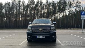 Black Chevrolet Avalanche 2007 in Riga, with an engine capacity of 5.30 L and mileage of 214 thousand km for 9700 €, photo 2 on AUTOMOTO.COM.LV