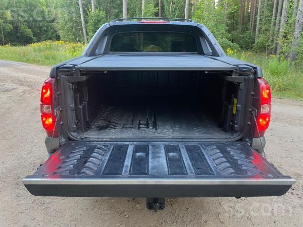 Pelēks Chevrolet Avalanche 2006 Rīga, ar dzinēja tilpumu 5.30 L un nobraukumu 365 tūkst. km par 10700 €, foto 5 vietnē AUTOMOTO.COM.LV