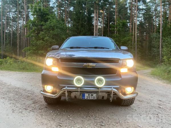 Pelēks Chevrolet Avalanche 2006 Rīga, ar dzinēja tilpumu 5.30 L un nobraukumu 365 tūkst. km par 10700 €, foto 6 vietnē AUTOMOTO.COM.LV