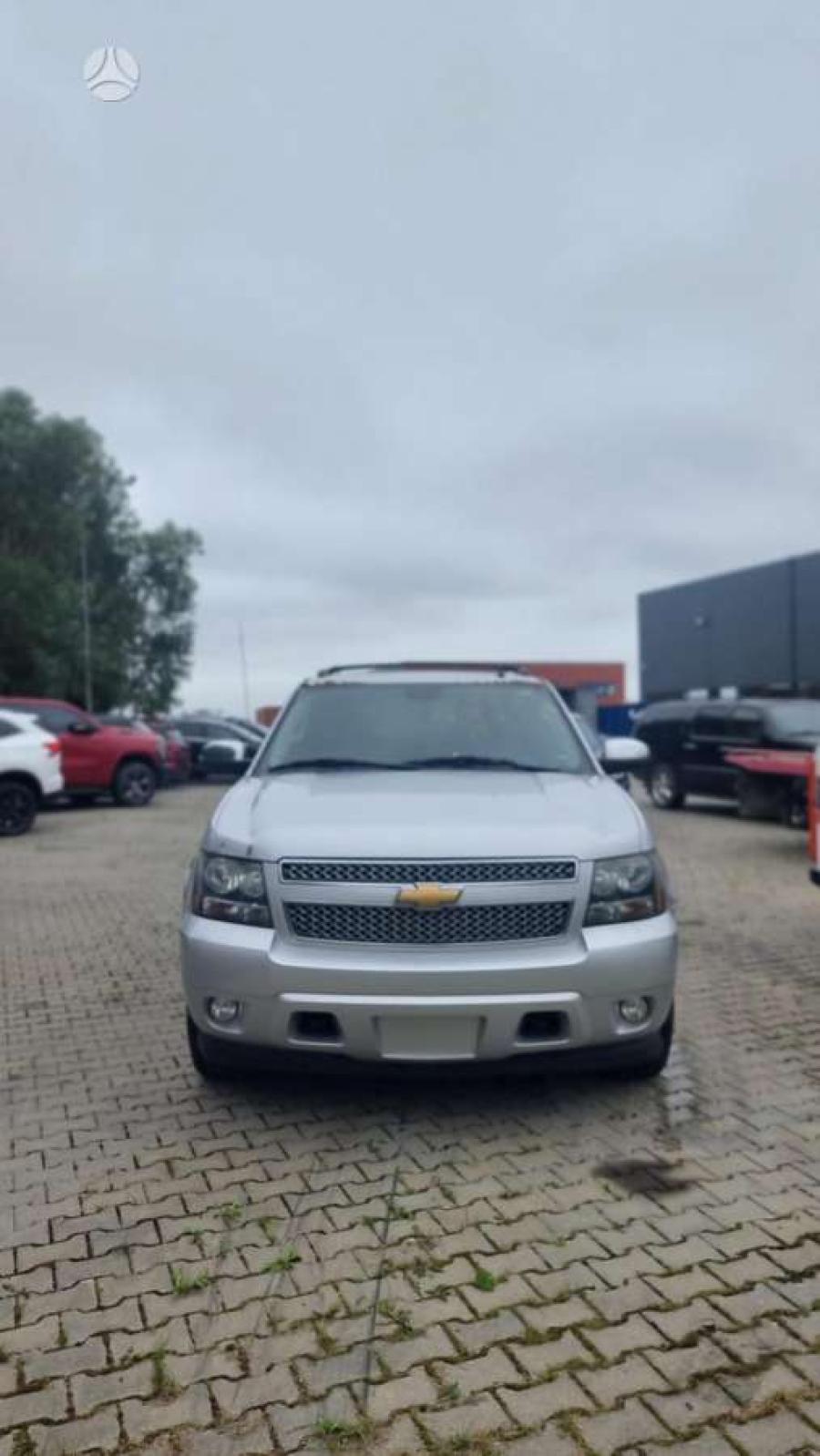 Pelēks Chevrolet Avalanche 2013 Klaipėda, ar dzinēja tilpumu 5.30 L un nobraukumu 370 tūkst. km par 9900 €, foto 1 vietnē AUTOMOTO.COM.LV