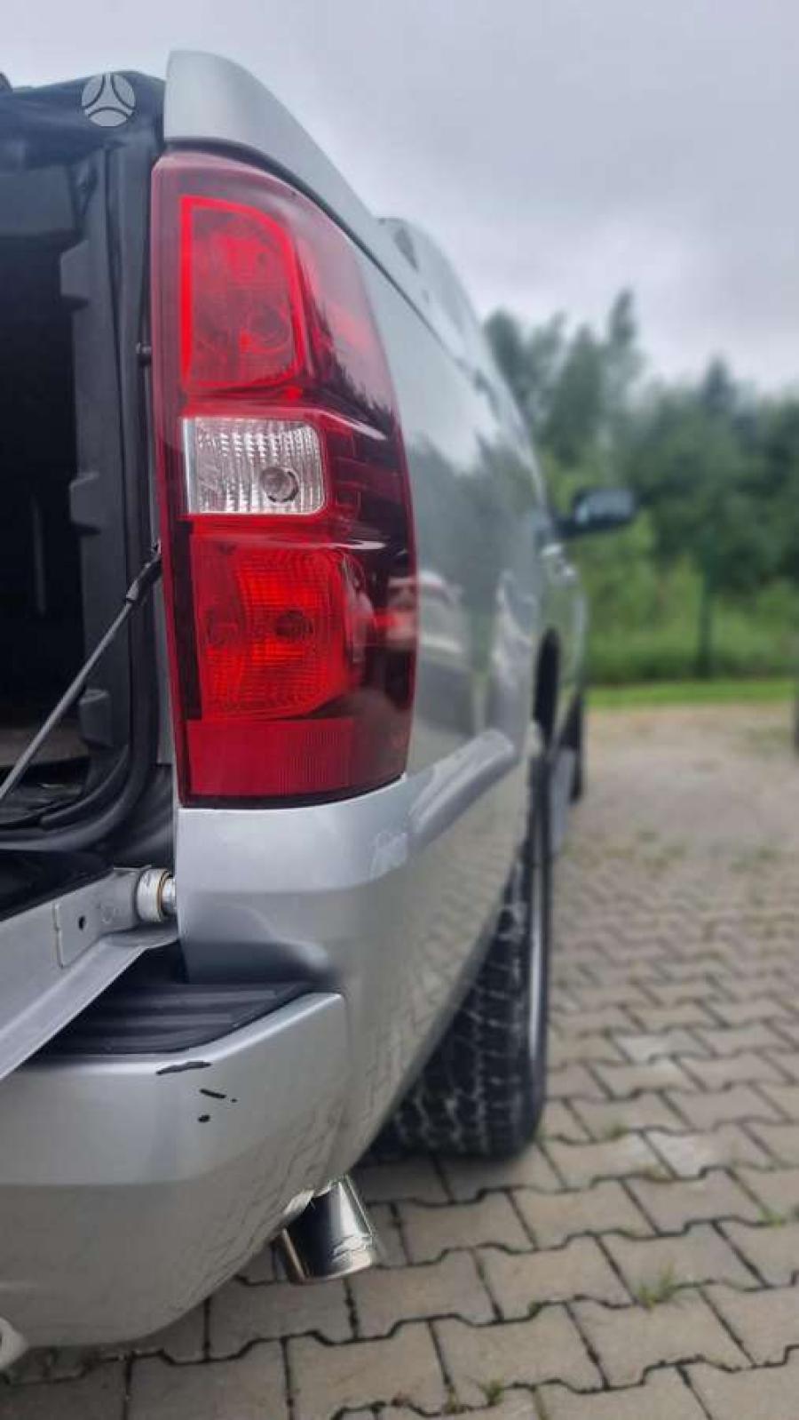 Pelēks Chevrolet Avalanche 2013 Klaipėda, ar dzinēja tilpumu 5.30 L un nobraukumu 370 tūkst. km par 9900 €, foto 15 vietnē AUTOMOTO.COM.LV