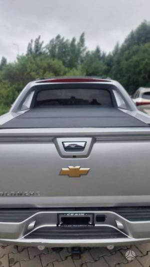 Pelēks Chevrolet Avalanche 2013 Klaipėda, ar dzinēja tilpumu 5.30 L un nobraukumu 370 tūkst. km par 9900 €, foto 16 vietnē AUTOMOTO.COM.LV