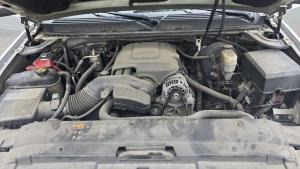Pelēks Chevrolet Avalanche 2013 Klaipėda, ar dzinēja tilpumu 5.30 L un nobraukumu 370 tūkst. km par 9900 €, foto 19 vietnē AUTOMOTO.COM.LV