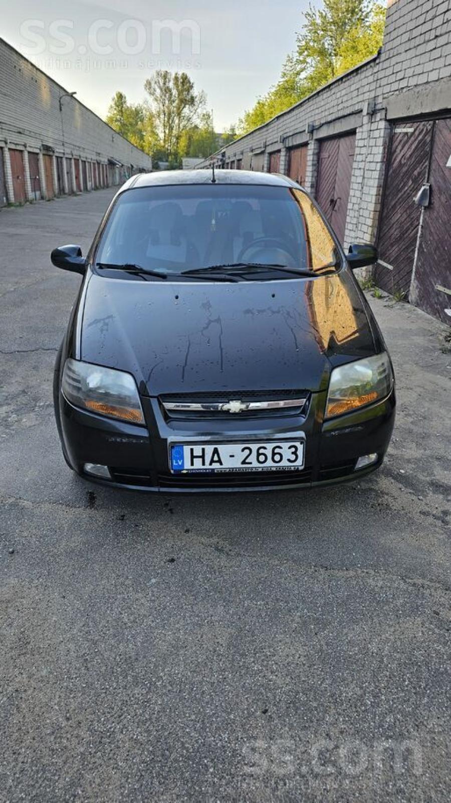 Black Chevrolet Aveo 2007 in Riga, with an engine capacity of 1.40 L and mileage of 121 thousand km for 800 €, photo 1 on AUTOMOTO.COM.LV