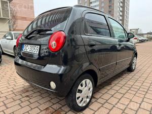 Melns Chevrolet Aveo 2007 Rīga, ar dzinēja tilpumu 1.00 L un nobraukumu 0 tūkst. km par 1600 €, foto 5 vietnē AUTOMOTO.COM.LV