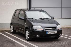 Black Chevrolet Aveo 2008 in Riga, with an engine capacity of 1.40 L and mileage of 0 thousand km for 1490 €, photo 3 on AUTOMOTO.COM.LV