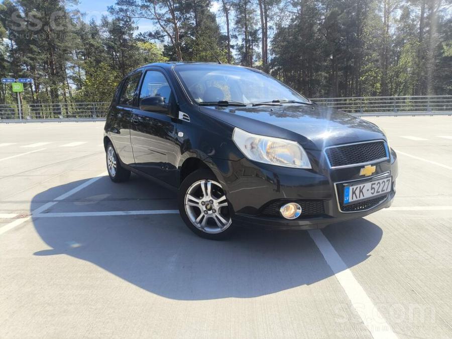Black Chevrolet Aveo 2008 in Riga, with an engine capacity of 1.20 L and mileage of 206 thousand km for 1500 €, photo 3 on AUTOMOTO.COM.LV