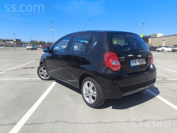 Black Chevrolet Aveo 2008 in Riga, with an engine capacity of 1.20 L and mileage of 206 thousand km for 1500 €, photo 3 on AUTOMOTO.COM.LV