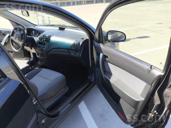 Black Chevrolet Aveo 2008 in Riga, with an engine capacity of 1.20 L and mileage of 206 thousand km for 1500 €, photo 6 on AUTOMOTO.COM.LV