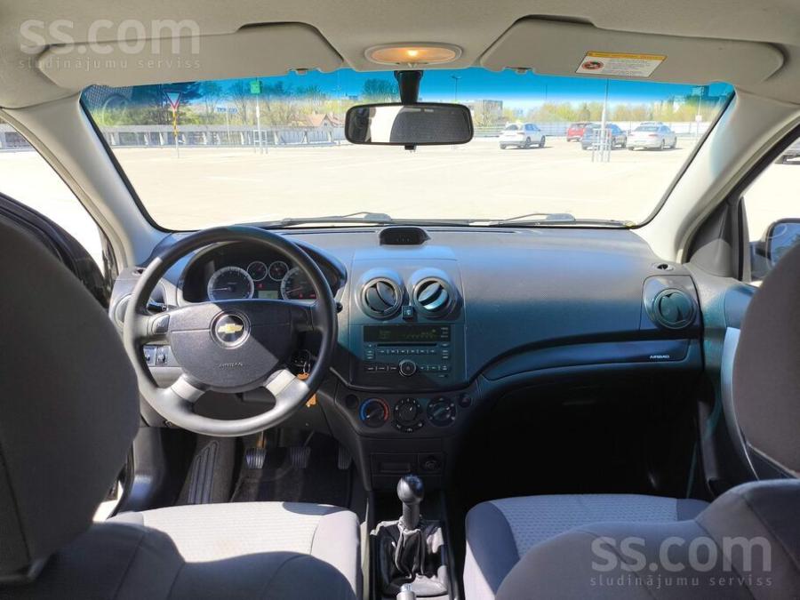 Black Chevrolet Aveo 2008 in Riga, with an engine capacity of 1.20 L and mileage of 206 thousand km for 1500 €, photo 8 on AUTOMOTO.COM.LV